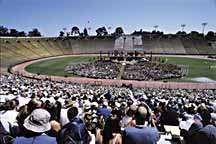 Applause All Around | STANFORD magazine